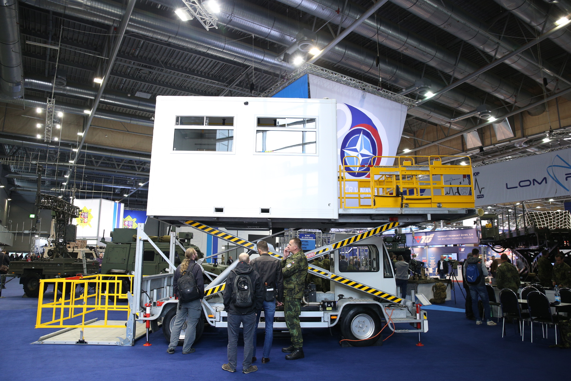 Ambulift pro osoby se sníženou pohyblivostí | BVV I-Katalog